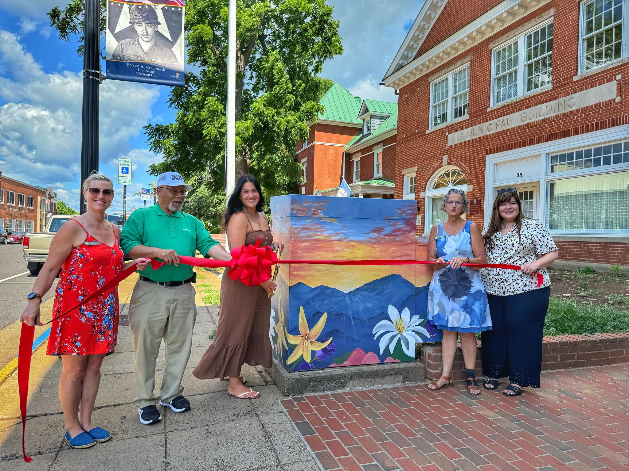 Culpeper Unveils Power Box Murals – Virginia Main Street